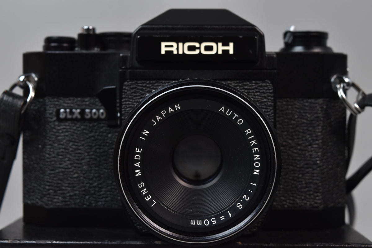 Appareil photo Ricoh SLX-500 35SLR avec Auto RIKENON 50mm F/2.8/Ricoh ...