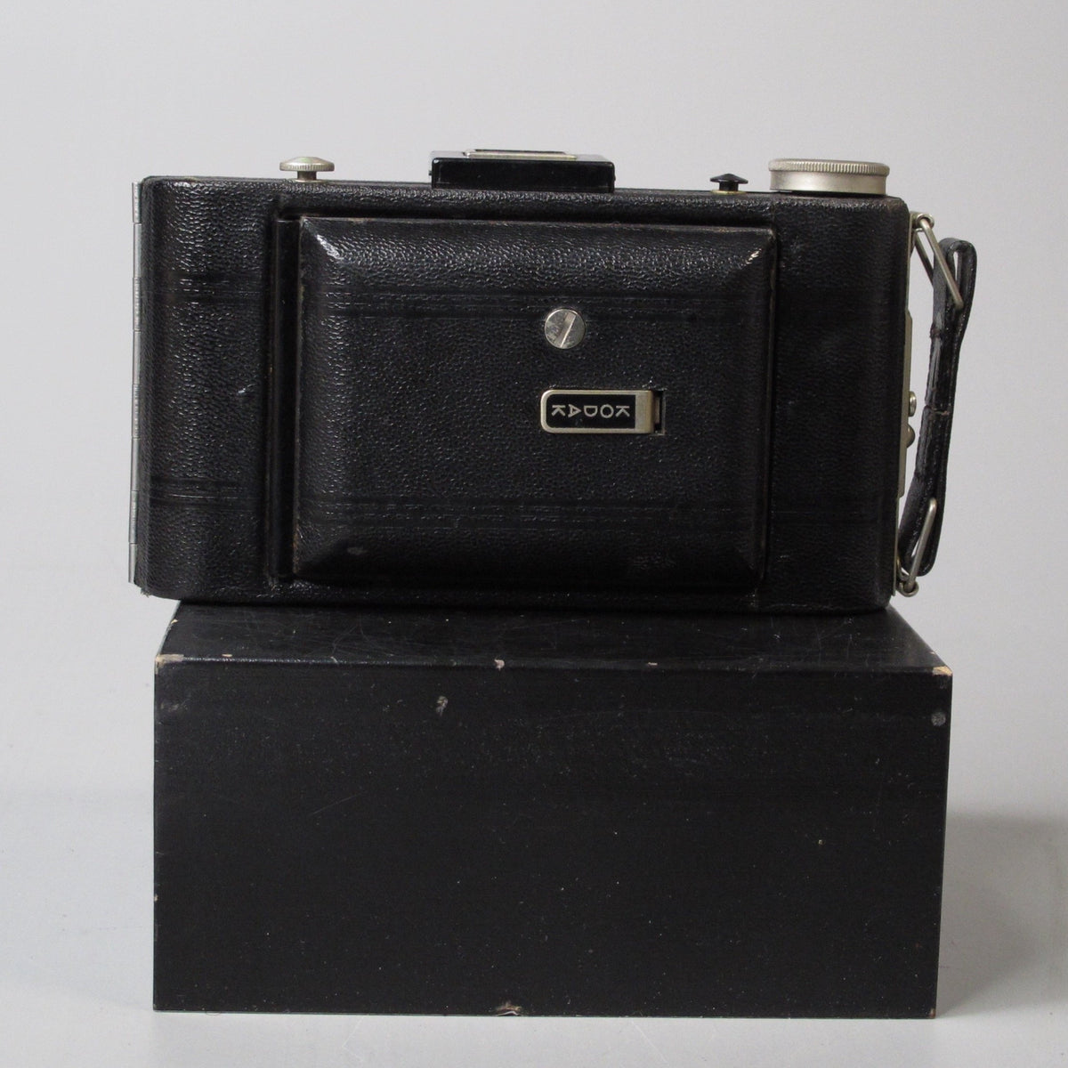 Kodak Anastigmat 105mm f6.3 – Phototek Canada