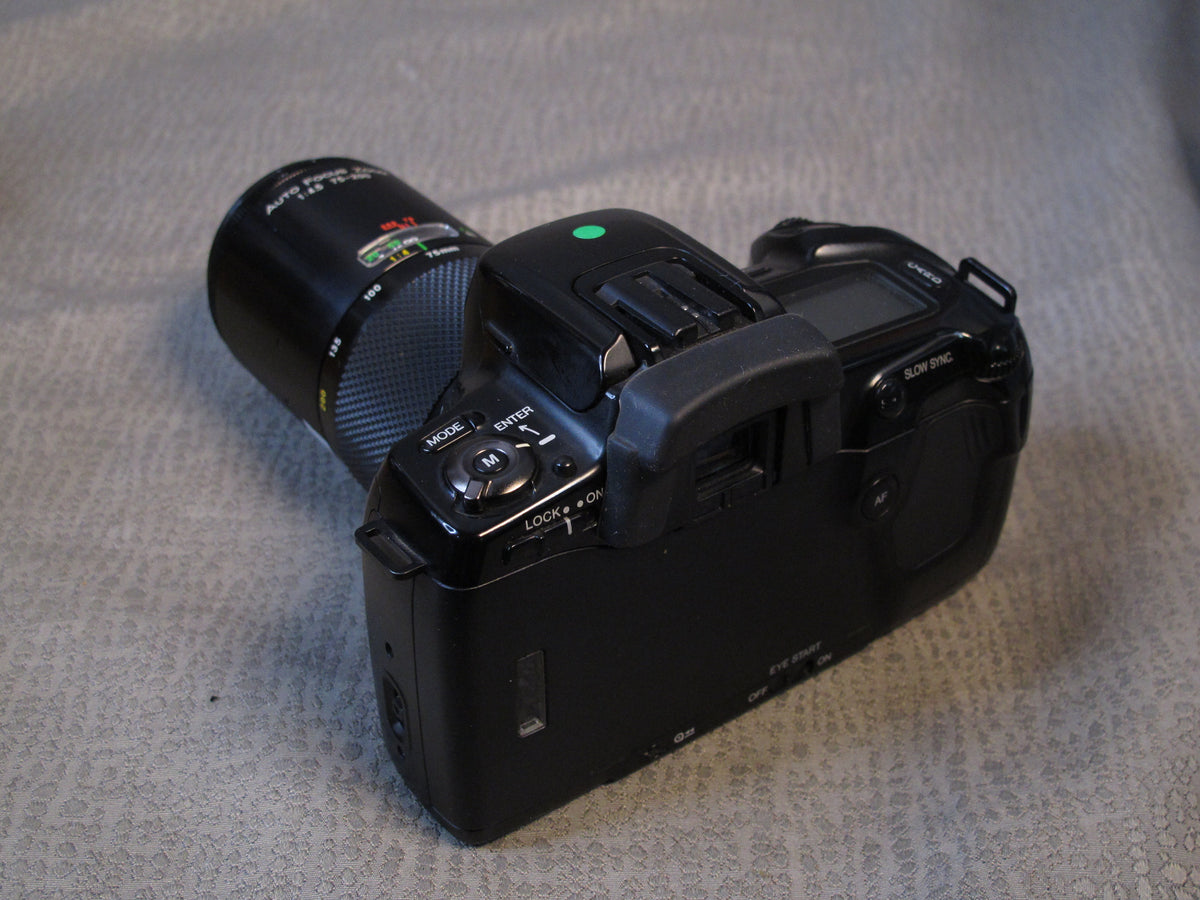 Caméra Minolta Maxxum 700si 35mm Camera. – Phototek Canada