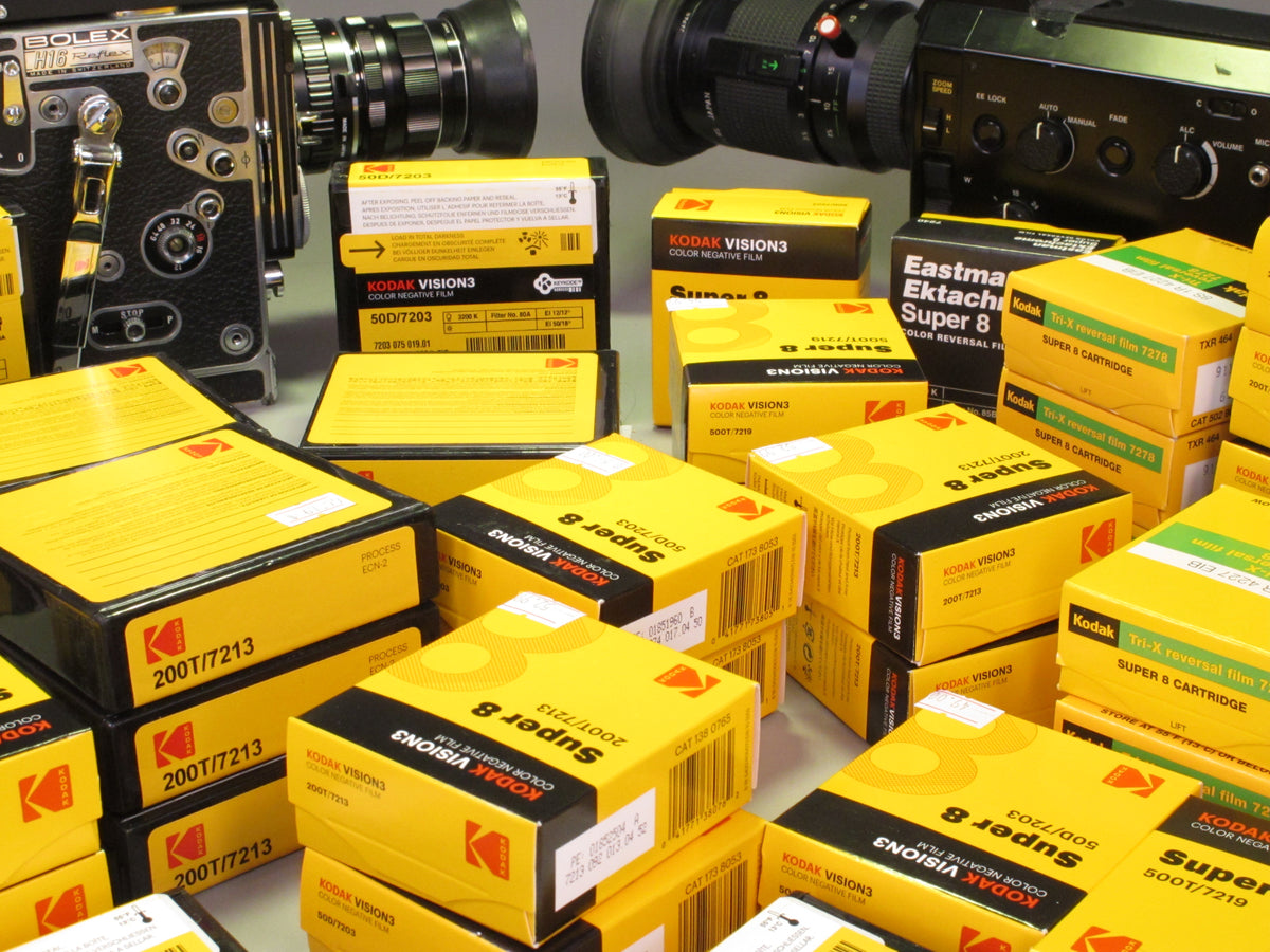 KODAK VISION3 200T 16mm Color Negative Film 7213 – Phototek Canada