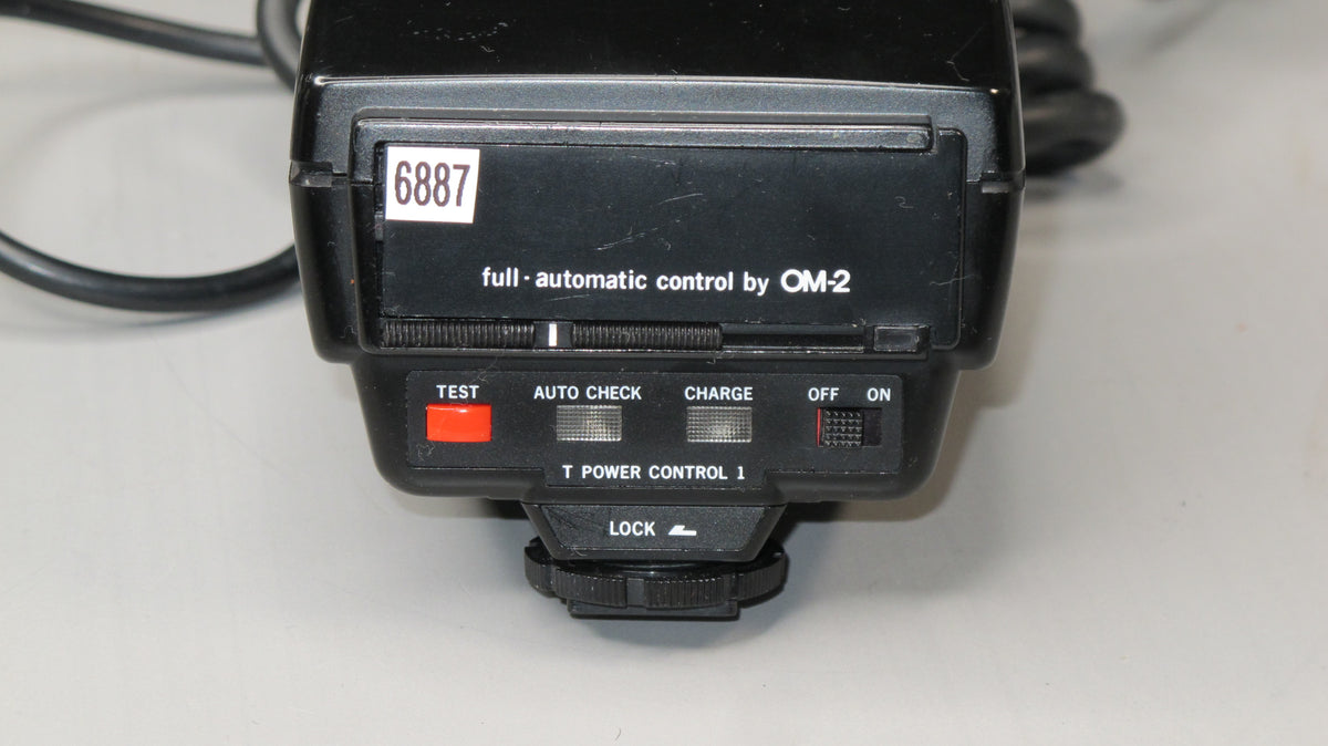 OLYMPUS OM-2 T28 Twin Flash 1 – Phototek Canada